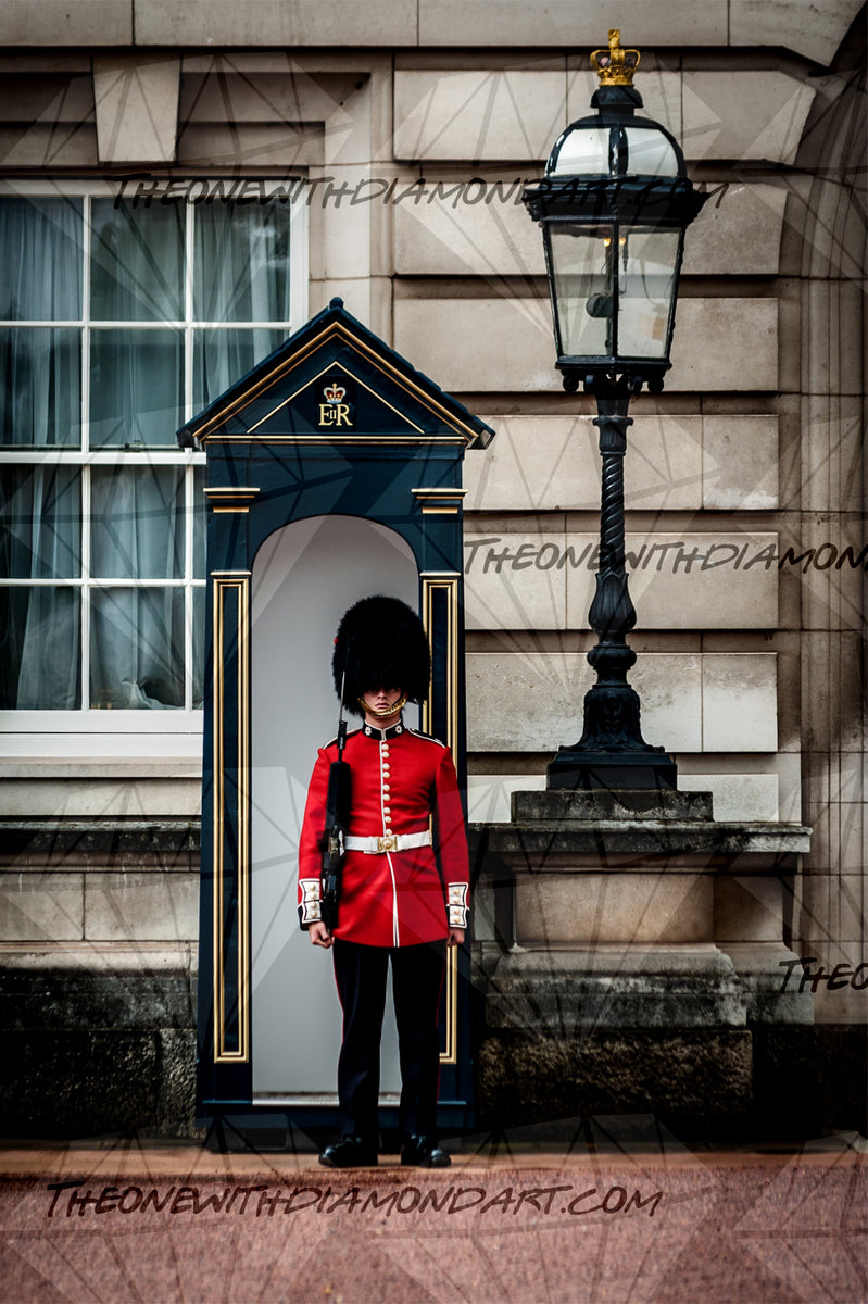 The Queen's Guard – The One With The Diamond Art